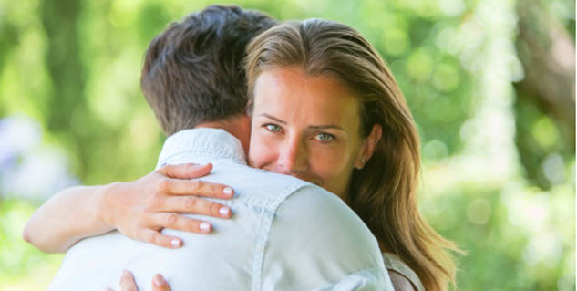 Different types of hugs and their meaning | Mind Body