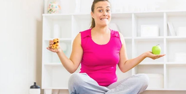 डिलीवरी के बाद बढ़े वजन को कम करने के लिए अपनाएं ये 4 आसान घरेलू नुस्खे