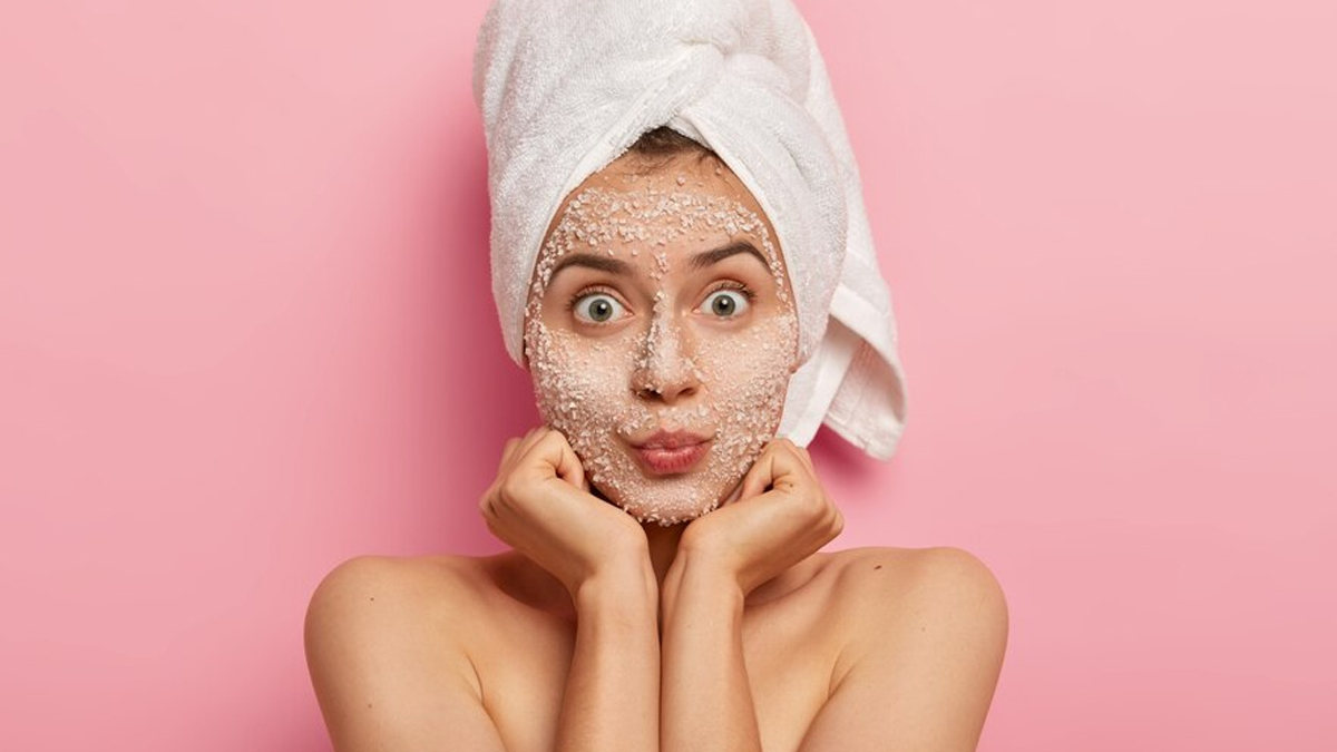 चेहरे पर होने वाले छोटे मुंहासों को दूर करने के लिए अपनाएं ये 5 टिप्स How To Get Rid Of Small