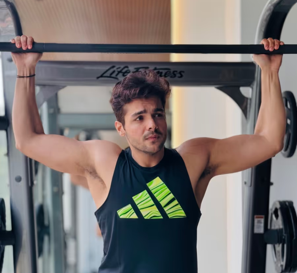 Ashish Chanchlani Sheds 40 Kilos While Indulging In All Possible ... Ashish Chanchlani Sheds 40 Kilos While Indulging In All Possible ...