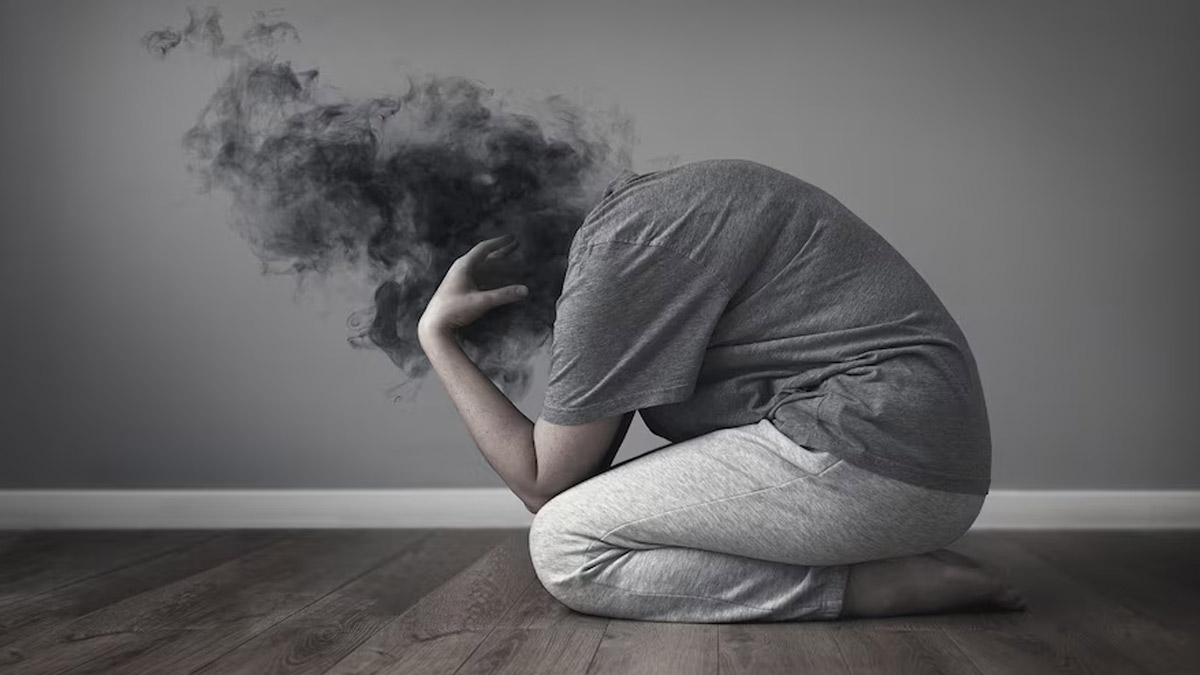 Is It Normal To Be Sad For No Reason? Expert Answers | OnlyMyHealth