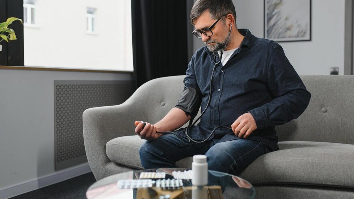 Sitting, Standing, Or Lying Down: Which Is The Most Accurate Position ...