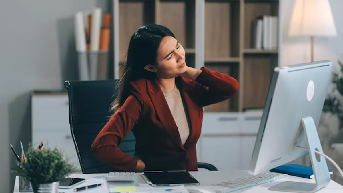 Stress-Related Neck And Upper Back Pain: Why Does It Occur? | OnlyMyHealth