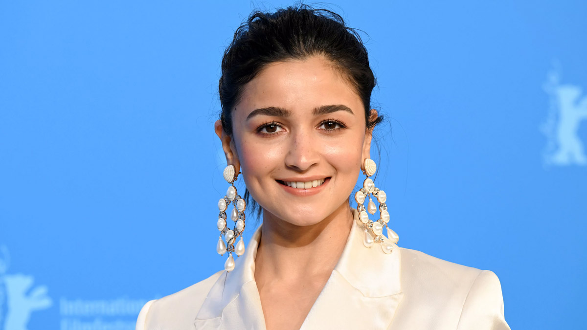 Alia Bhatt Crushes Clapping Push-Ups, Takes Inspiration From Ranbir ...