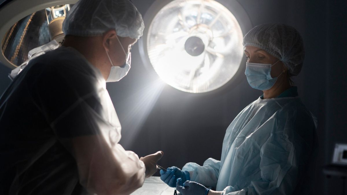 Robotic myomectomy: How It Is Different From Traditional Myomectomy ...