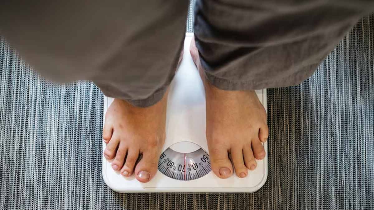 Is There A Right And Wrong Time To Weigh Yourself? Expert Shares The ...