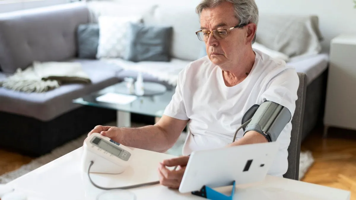 Blood Pressure Monitoring At Home: How Often Should BP Patients Check ...