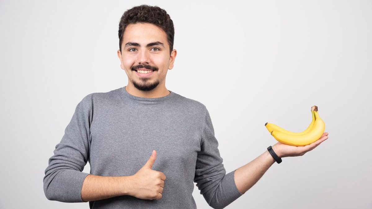 How Many Bananas Should You Eat in A Day for Optimal Health? | OnlyMyHealth