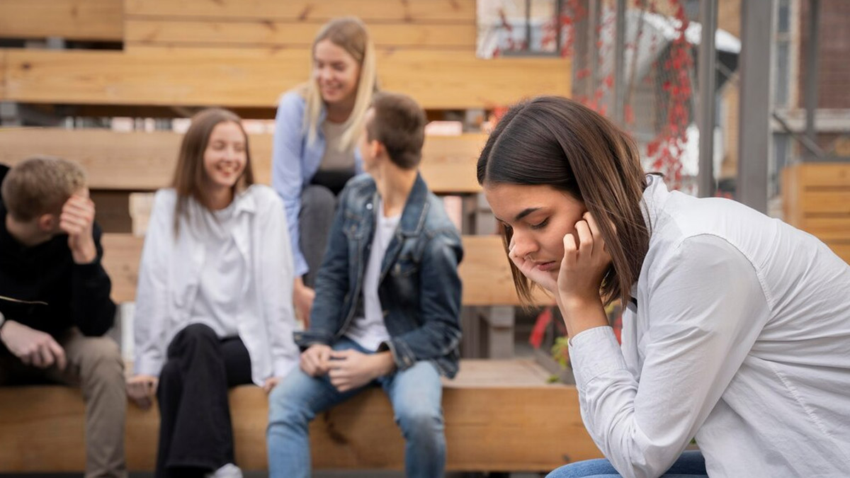 Feeling Low After Socialising? Mental Health Expert Reveals The Reason ...