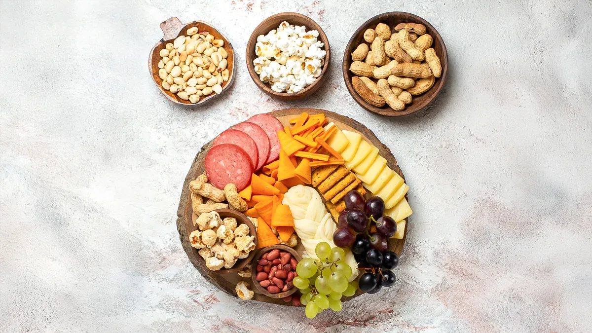 7 Smart Snack Swaps to Keep You Energised at Your Desk | OnlyMyHealth