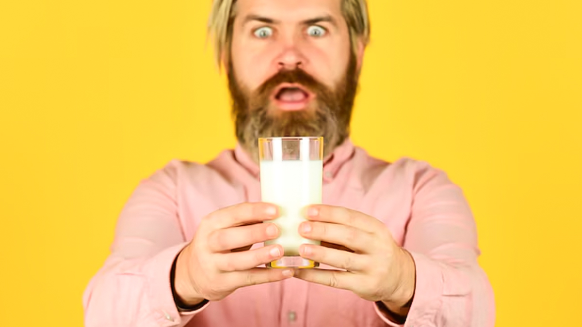 Is Your Milk Safe? How To Check For Adulteration At Home | OnlyMyHealth