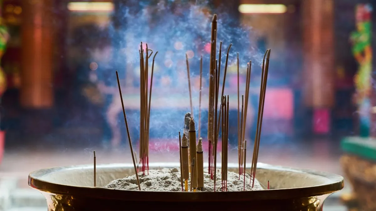 Can Incense Sticks Cause Lung Cancer? Let’s Know From A Doctor ...