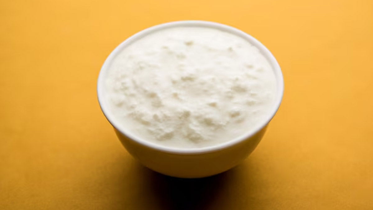 बच्चों को प्रोबायोटिक दही ज्यादा देने के नुकसान, जानें कितना खिलाएं और ...