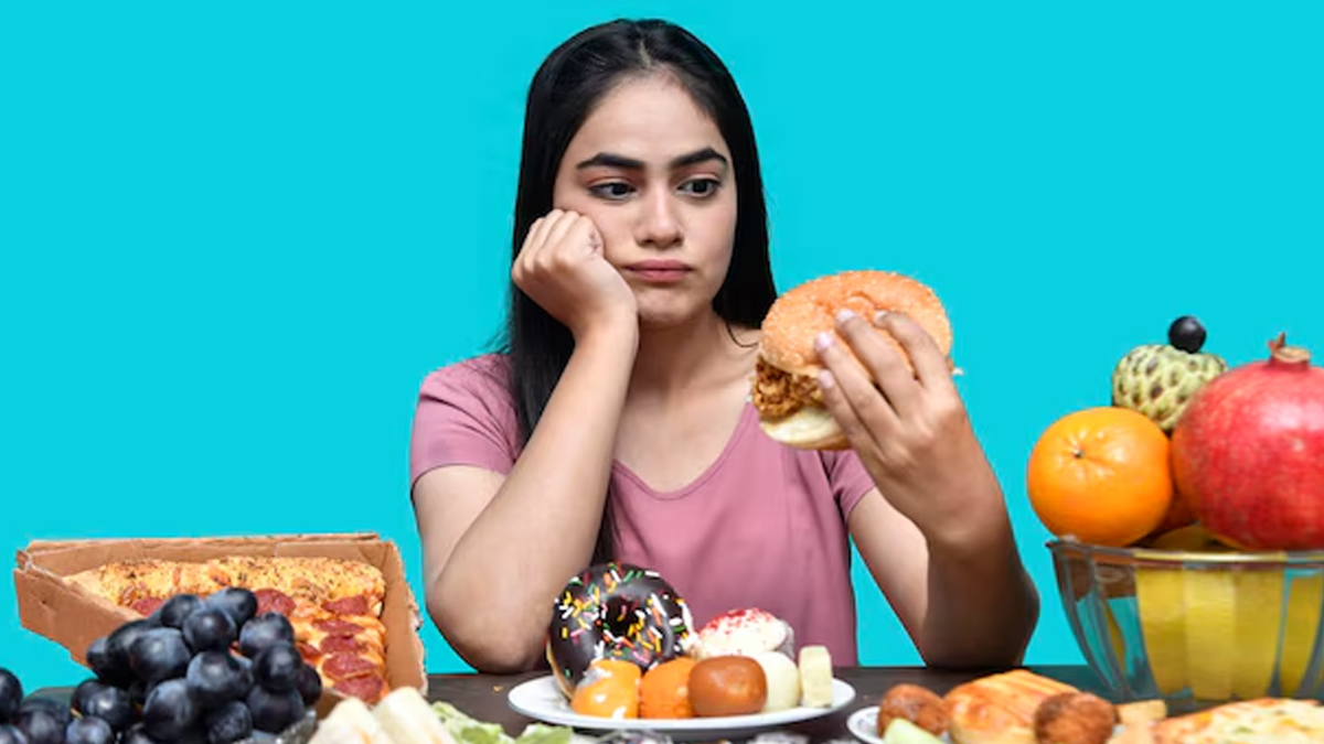वेट लॉस जर्नी में कभी-कभार फास्ट फूड खाना सही है या नहीं? एक्‍सपर्ट से ...