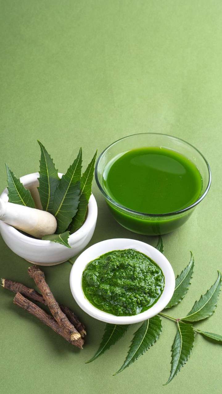 5 Ways To Use Neem Leaves For Spotless Glowing Skin
