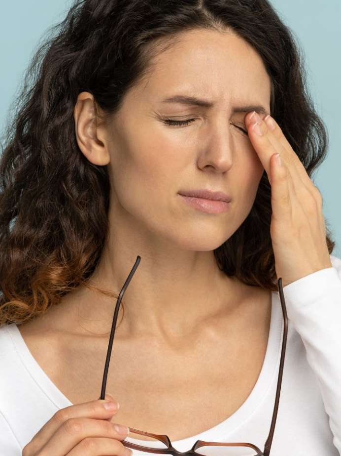 Simple Tips To Reduce Eye Strain At Work | Onlymyhealth