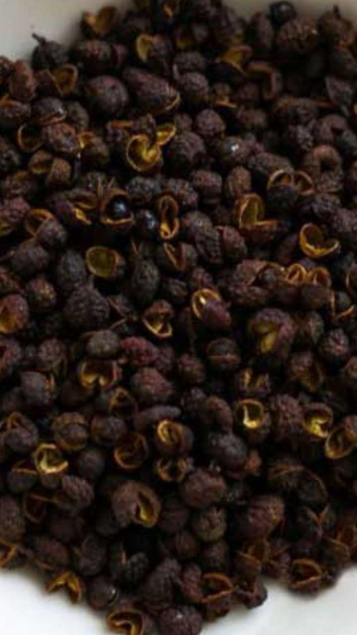 ब्लड प्रेशर कंट्रोल कर सकती है यह पहाड़ी नीम