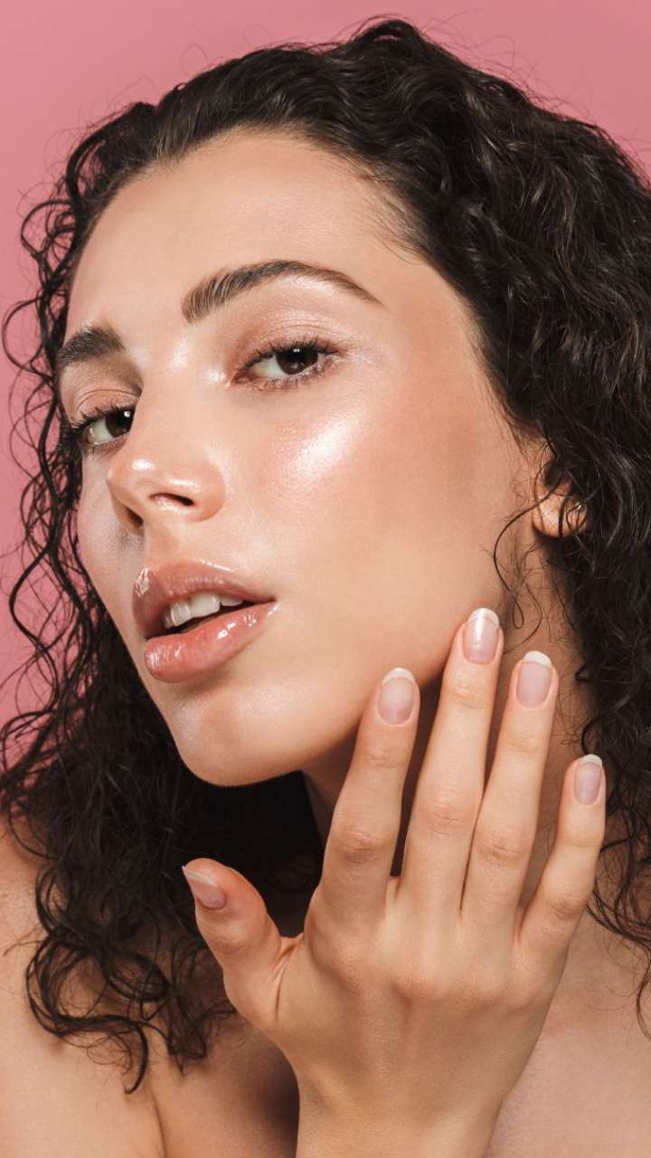 Top Beauty Hacks To Look So Elegant And Beautiful Every Day