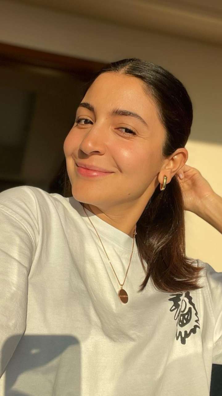 Anushka Sharma Inspired Two-Ingredient Face Mask For Glowing Skin