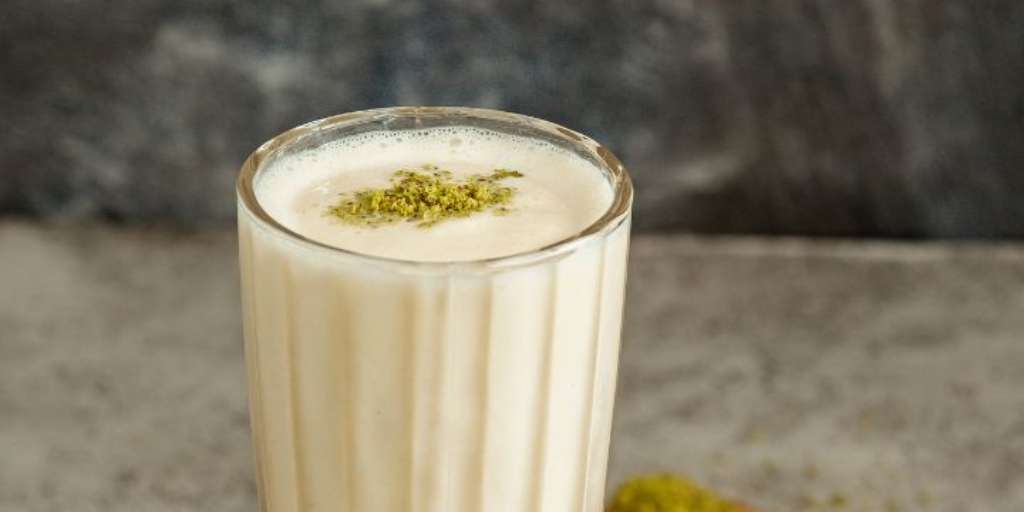 What Are The Benefits Of Elaichi Milk At Night?