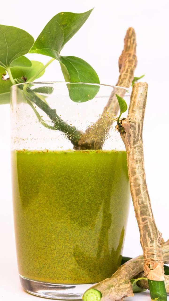 How To Make Giloy Turmeric Water For Glowing Skin