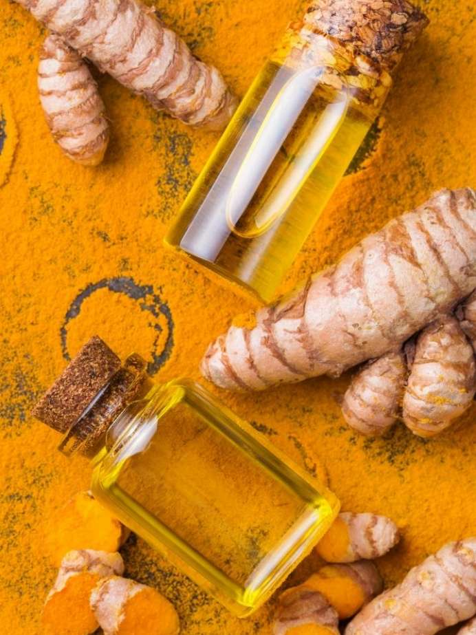How Turmeric Can Help In Whitening Your Teeth | Onlymyhealth