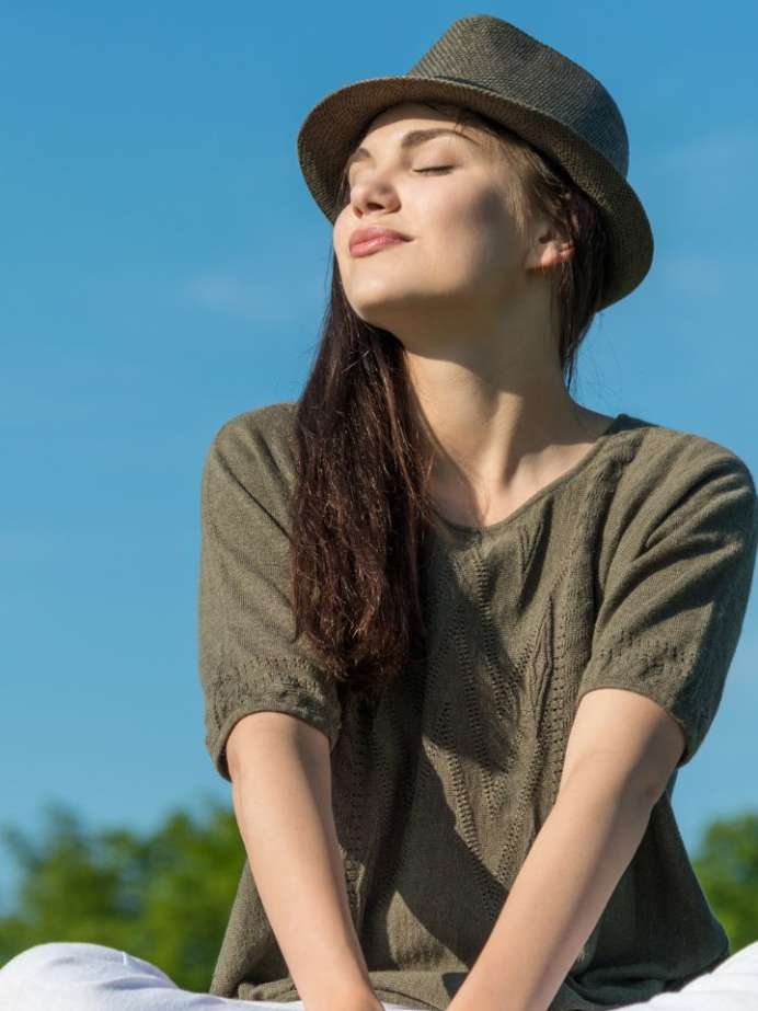 8 Ways To Instantly Uplift Mood | Onlymyhealth