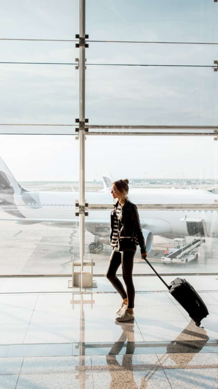 6 Ways To Spend Time Mindfully While Waiting For Delayed Flight