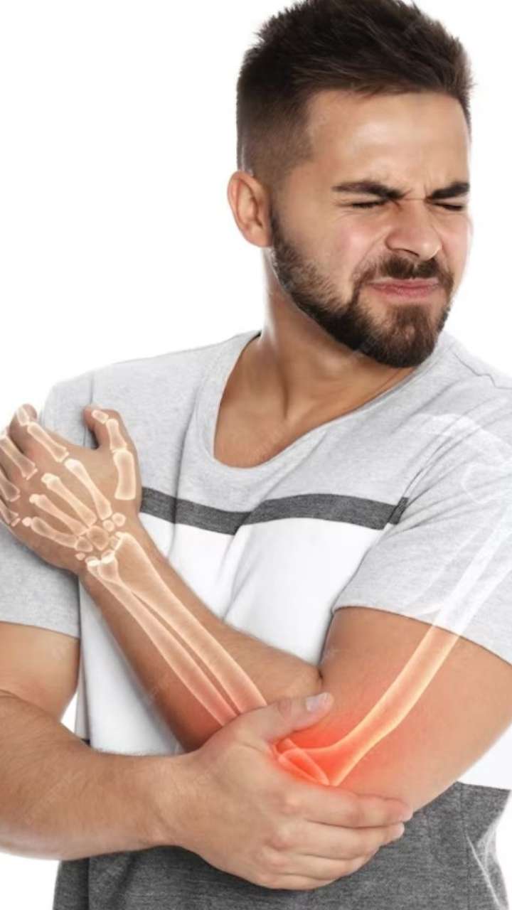 हड्डियों को अंदर से खोखला बनाती हैं ये 6 चीजें