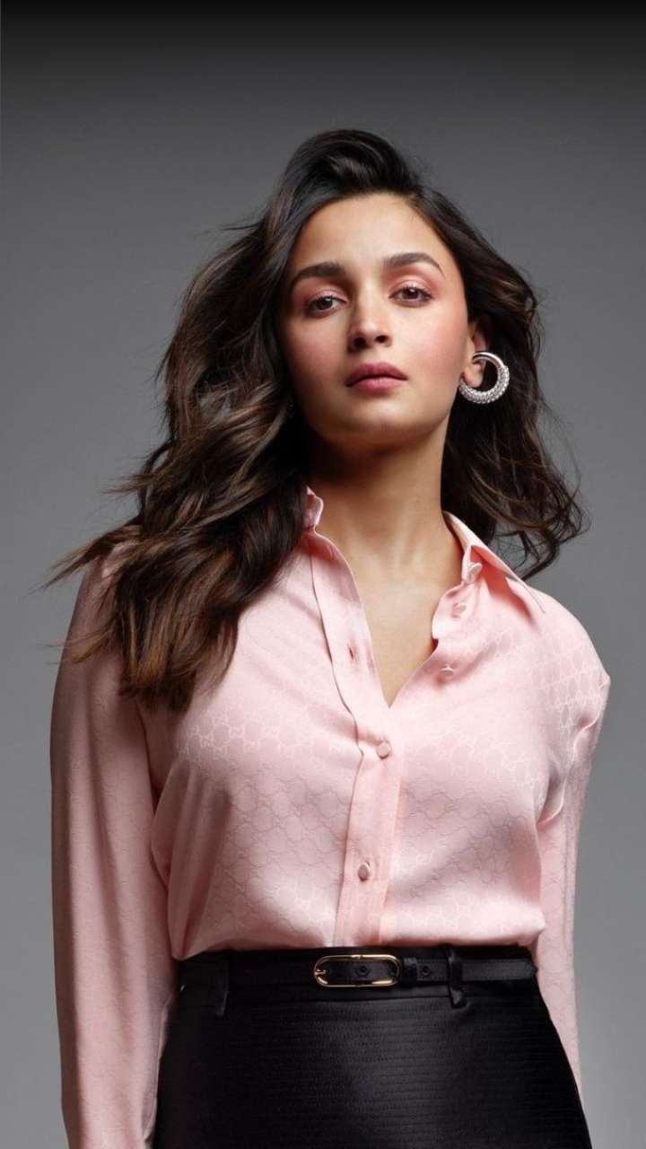 Alia Bhatt's Easy Mini Skincare Routine For Glowing Skin