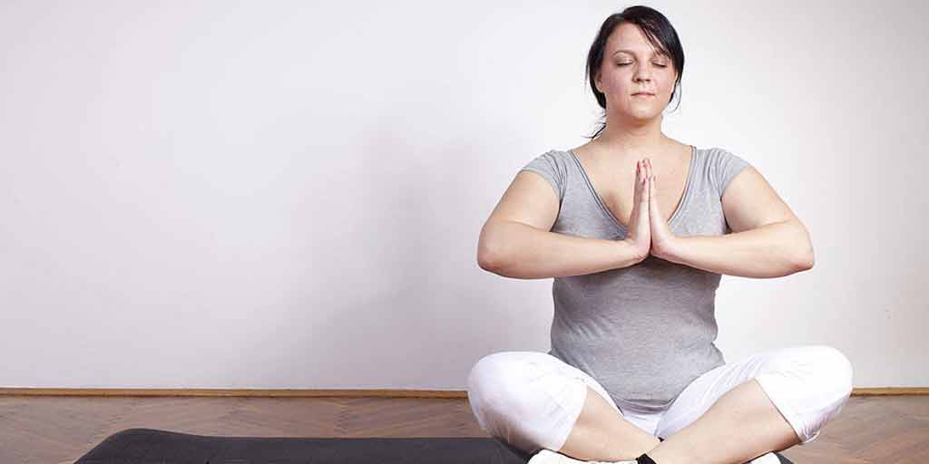डिलीवरी के बाद वेट लॉस में फायदेमंद योग Yoga Asanas After Delivery