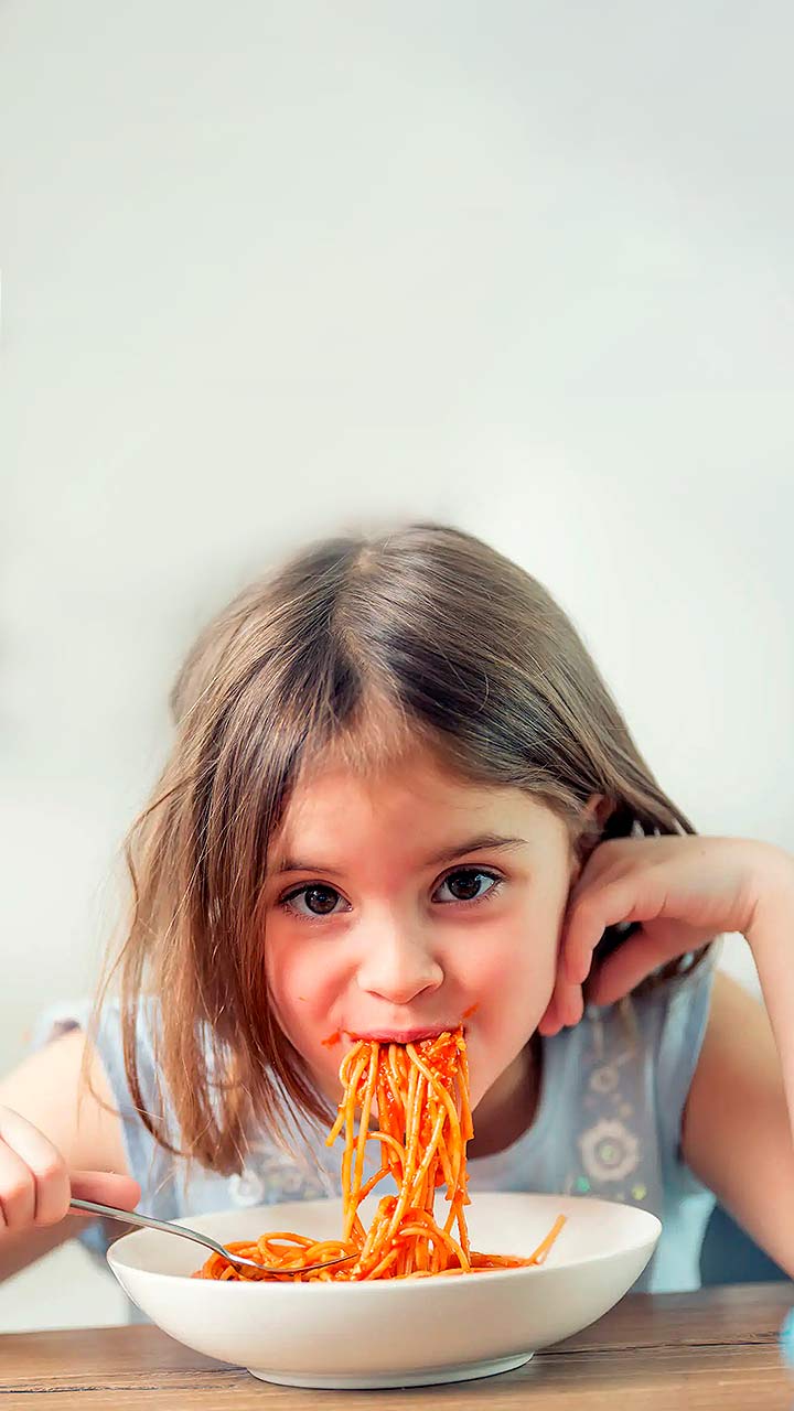 How to Prevent Teenagers From Overeating