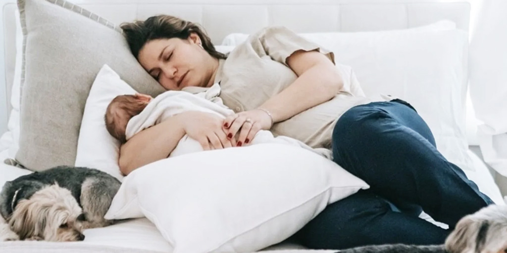 tips for new moms to get enough sleep