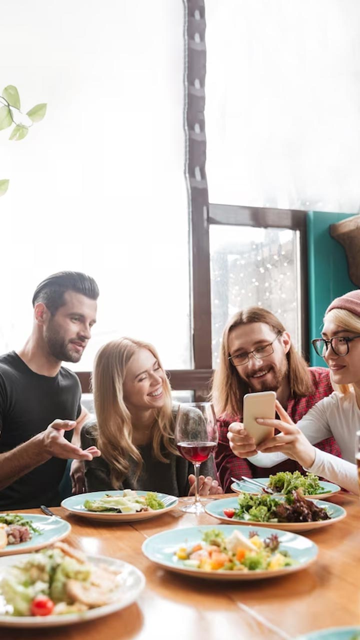 Top 7 Tips for Sticking to Your Diet When Eating Out