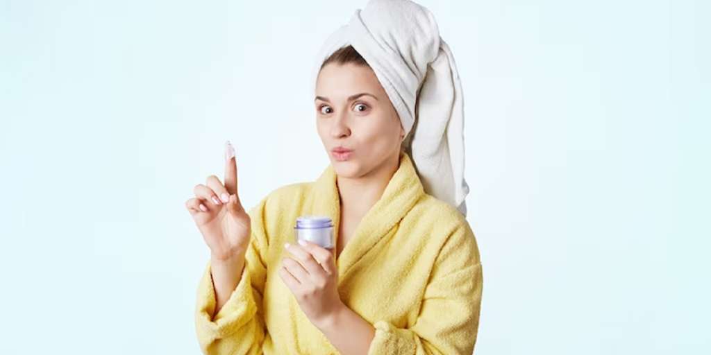 Reasons Why You Should Use Retinol For Skin Health